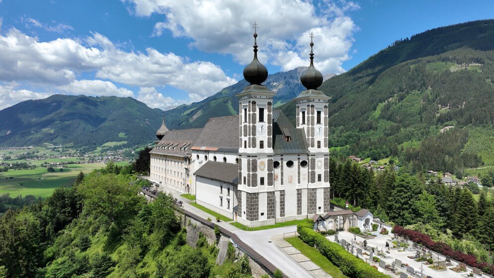 10 faszinierende Kirchen in Österreich